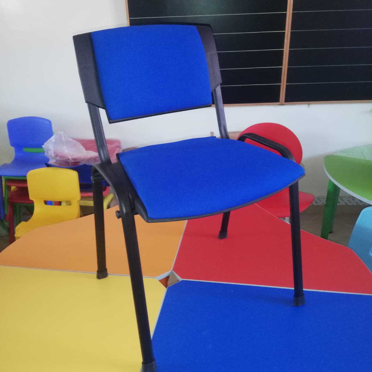 Chaise iso | Meubles au Maroc - Mouhim.Ma