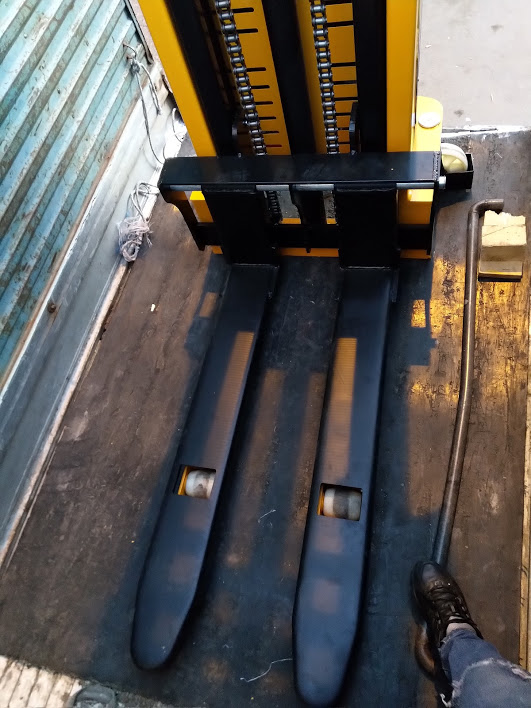 gerbeur manuel / automatique et semi-automatique | Équipements ...