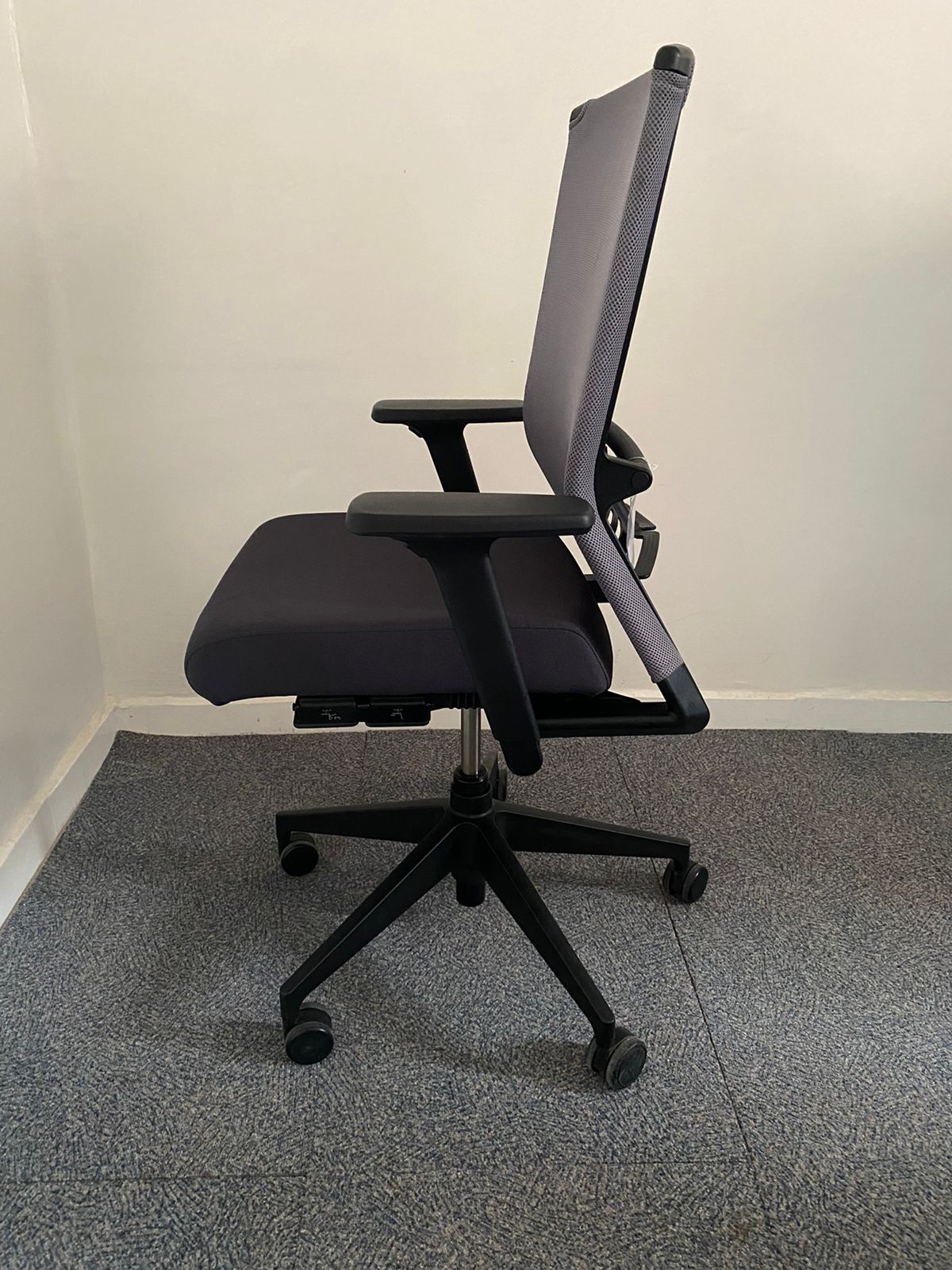 Fauteuil à roulette Haworth Dynaflex au Maroc - Mouhim.Ma