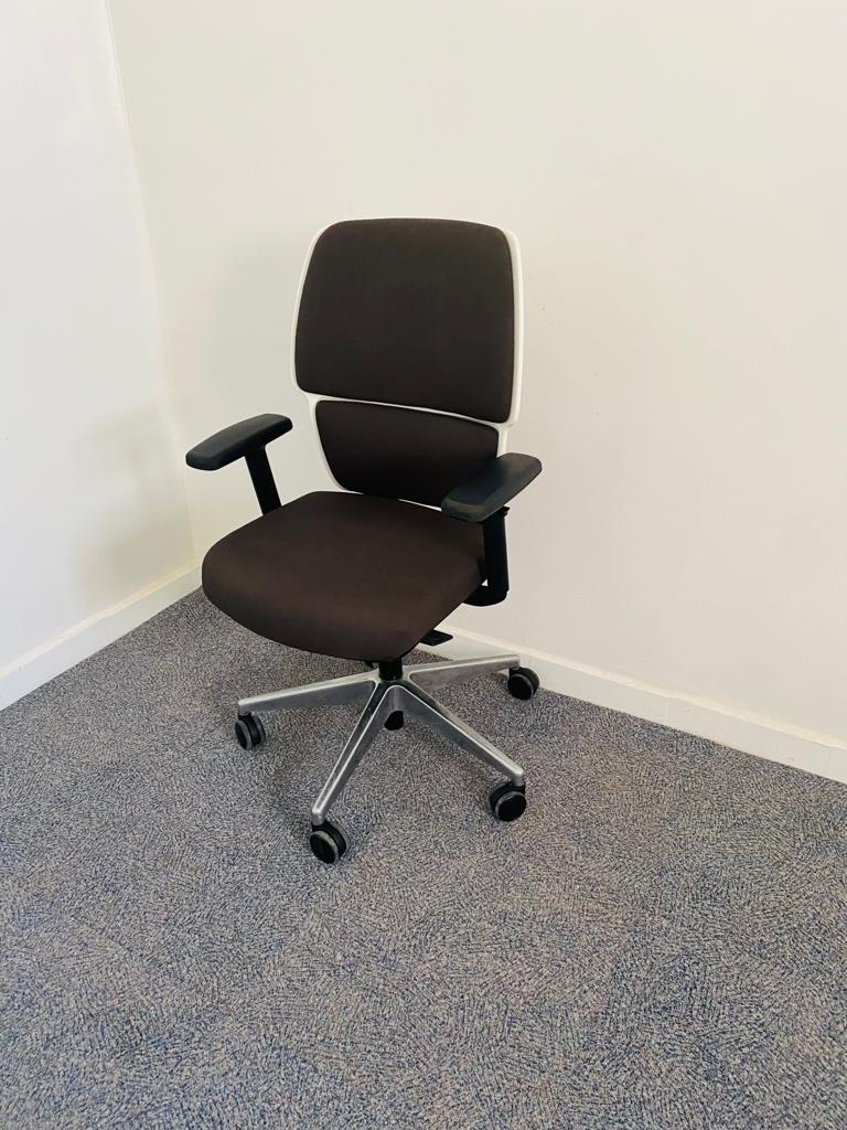 Chaise à roulette ergonomique Citizen | Locaux: matériel, fournitures ...