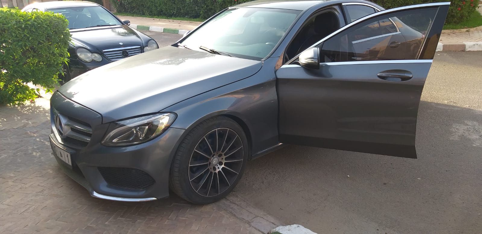 Mercedes class E au Maroc - Mouhim.Ma
