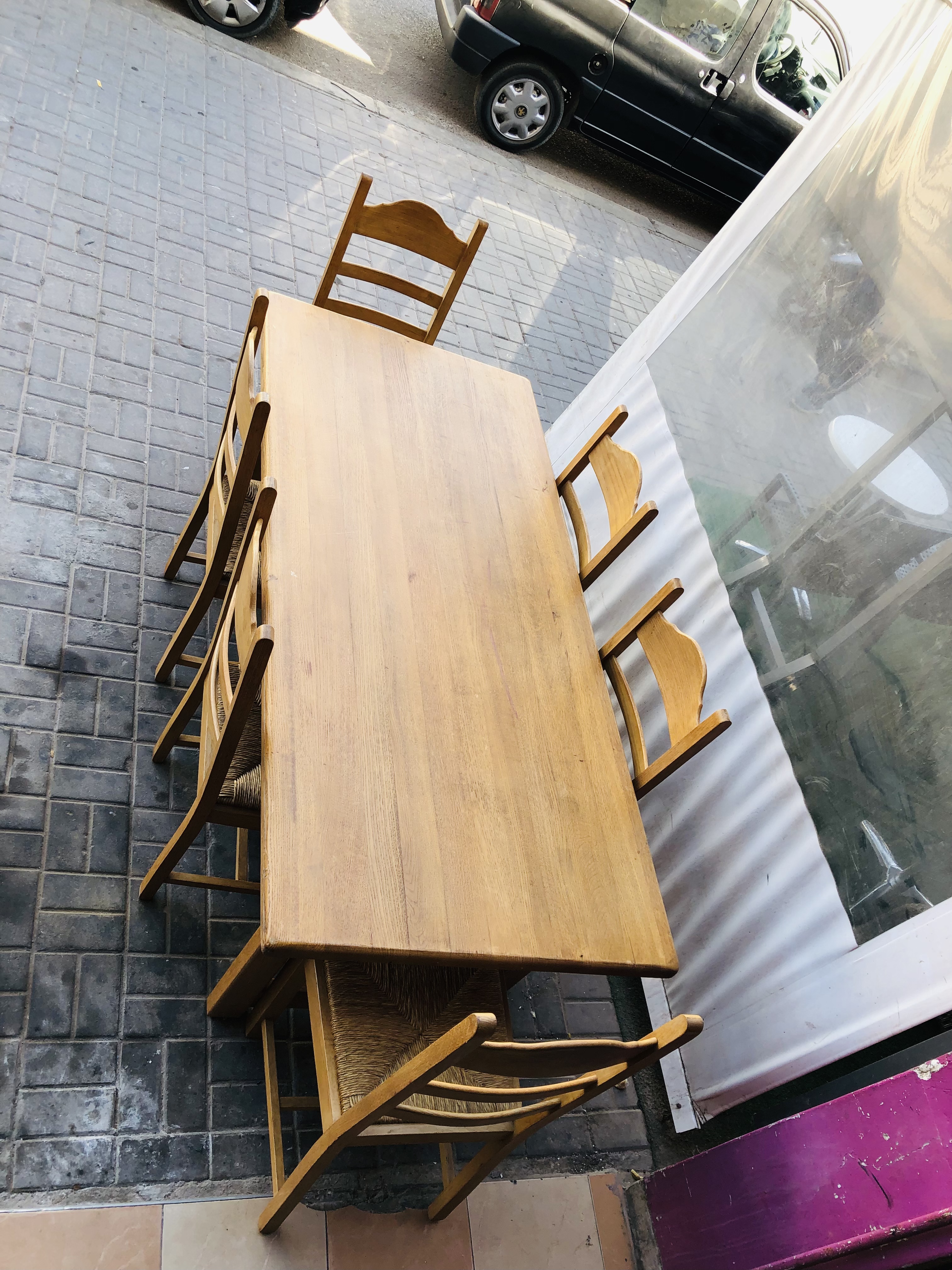 Table démontable en bois massif couleur chêne Agadir | Locaux: matériel ...