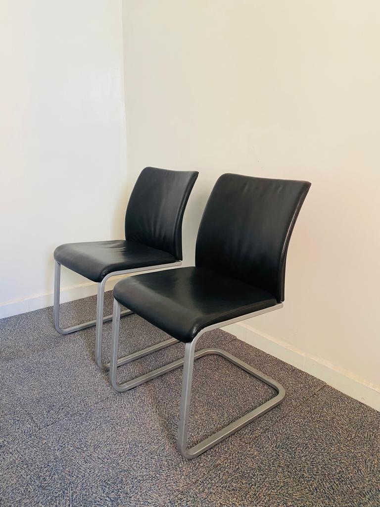 Ensemble chaise president & visiteur cuir Steelcase au Maroc - Mouhim.Ma