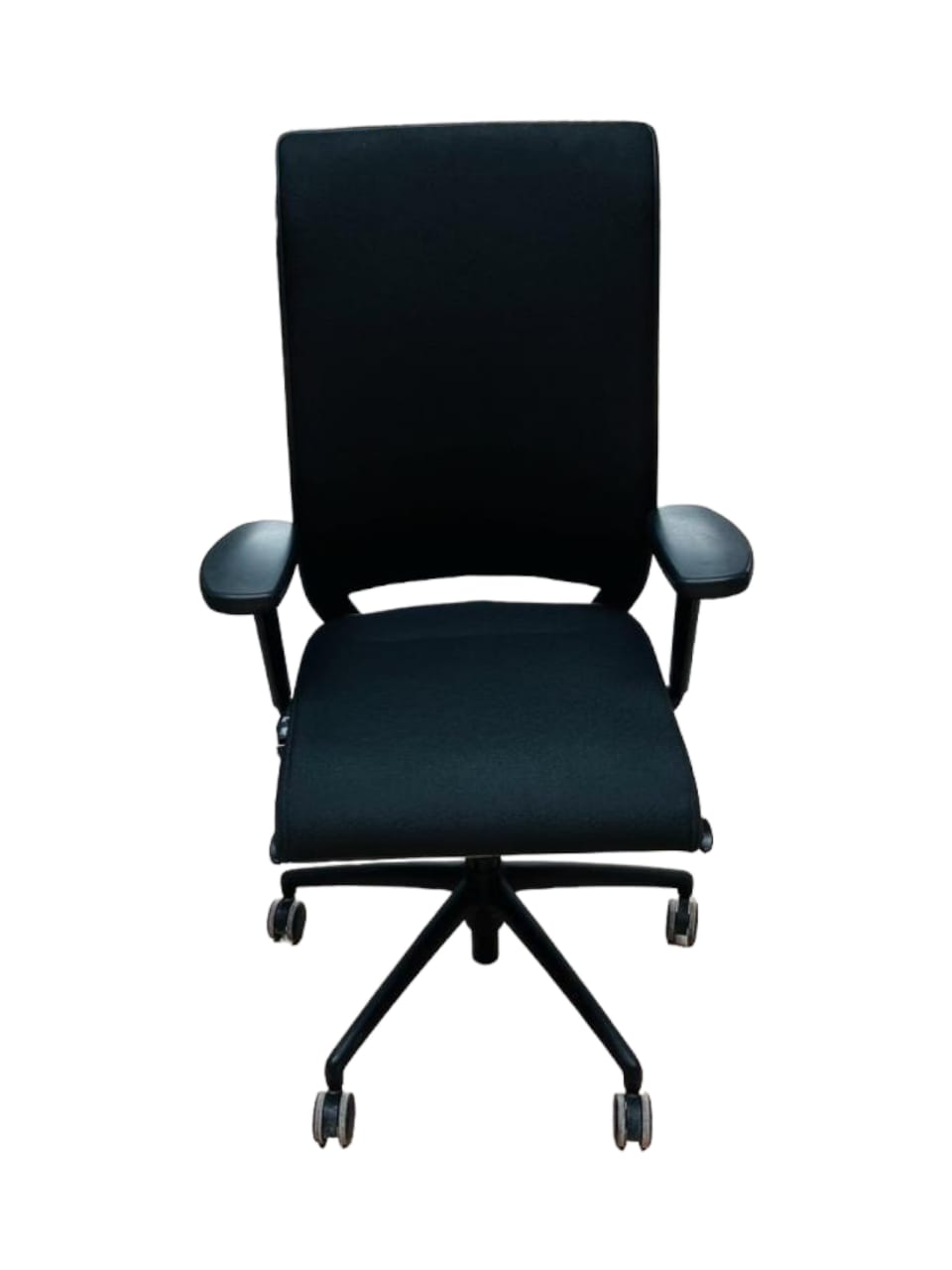 Chaise à roulette Intersthul Hero noir | Locaux: matériel, fournitures ...