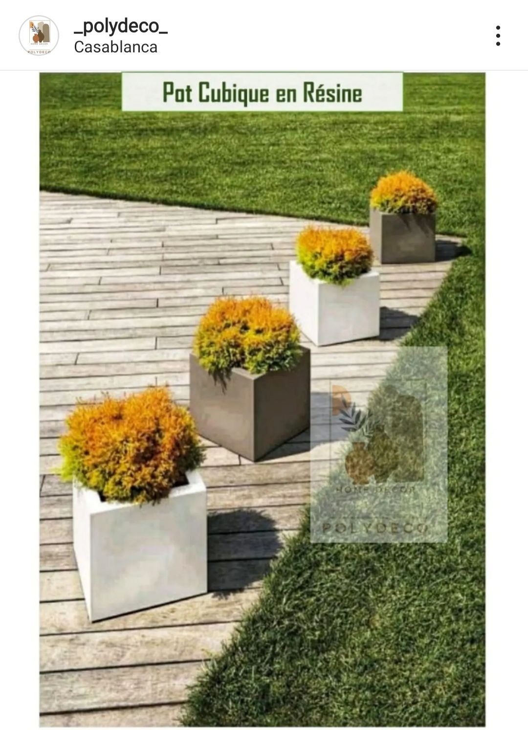 Des pots décoratifs en polyester | Meubles, décoration du XIXe au Maroc ...