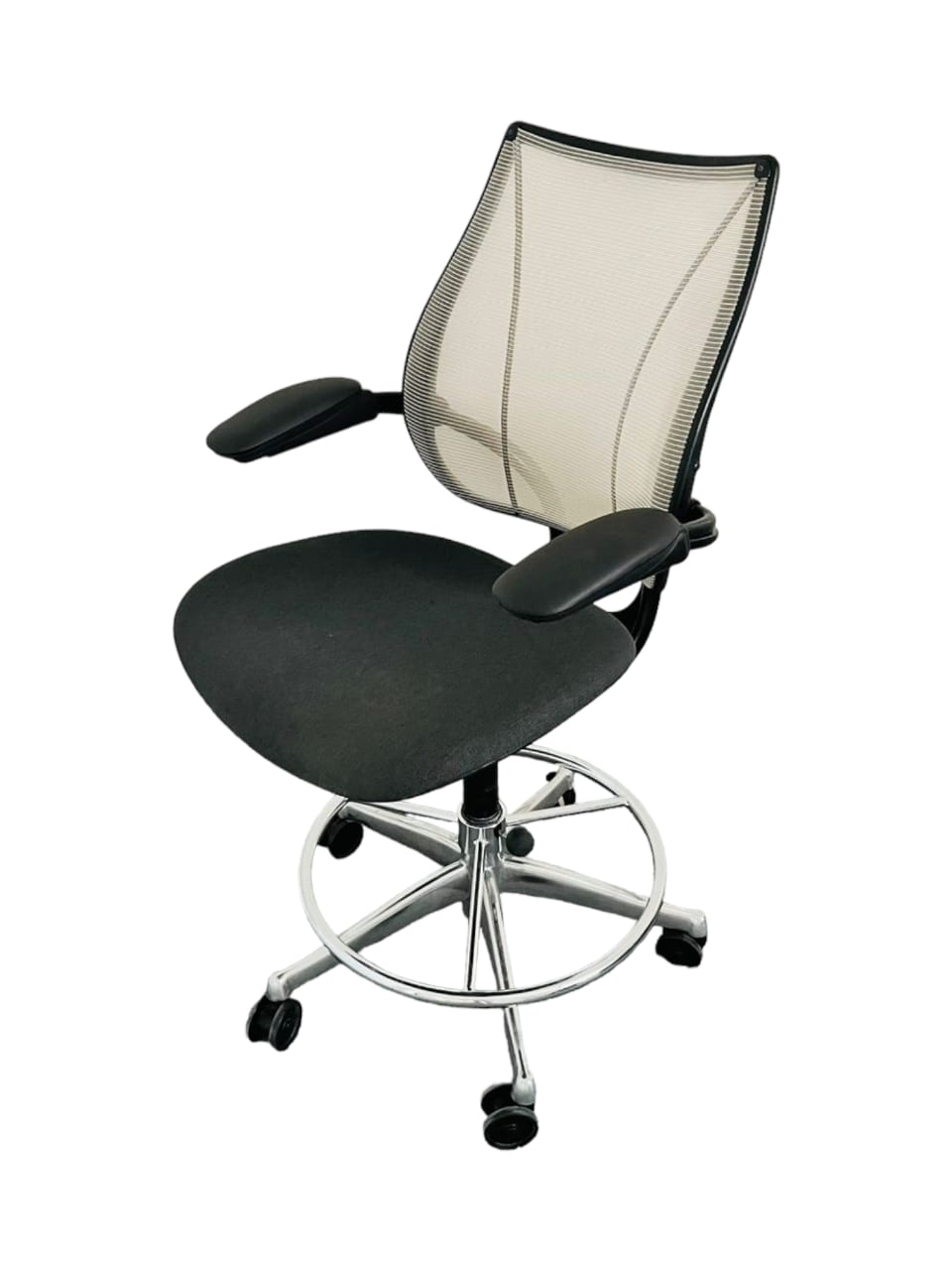 Chaise haute roulette humanscale liberty comptoir & caisse au Maroc ...